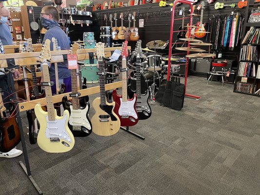 BOOKMANS ENTERTAINMENT EXCHANGE - 133 Photos & 243 Reviews - 8034 N ...