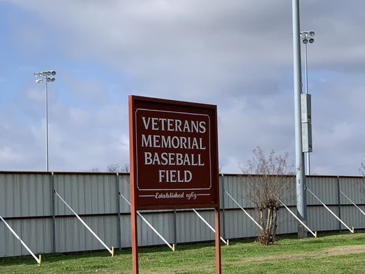 FAIRVIEW PARK - Updated August 2025 - 22 Photos - 1121 W Taylor St ...