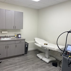 NEW LOOK SKIN CENTER - Updated April 2025 - 194 Photos & 1987 Reviews ...