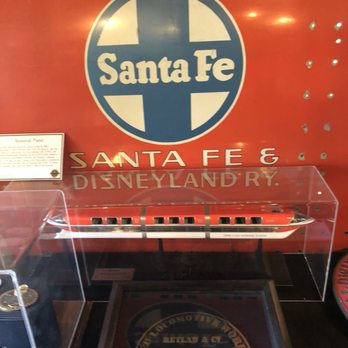 WALT DISNEY’S BARN - Updated May 2024 - 339 Photos & 43 Reviews - 5202 ...