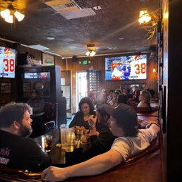 YE RUSTIC INN - Updated July 2025 - 215 Photos & 820 Reviews - 1831 ...