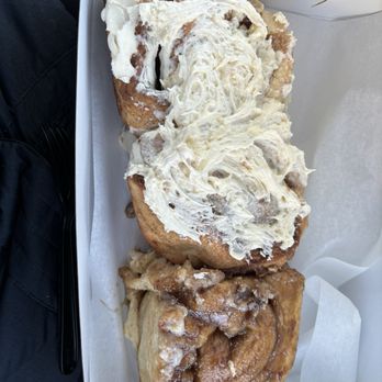 ISLES BUN & COFFEE - Updated August 2024 - 352 Photos & 503 Reviews ...