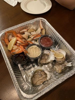 COLUMBUS INN - Updated May 2025 - 209 Photos & 205 Reviews - 2216 ...