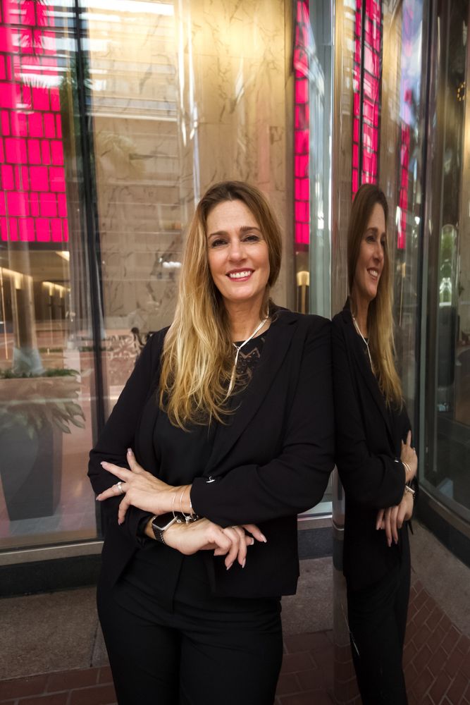 DANIELLE STANTON - UNITED REALTY GROUP - Updated September 2024 - 14 Photos - 5550 Glades Rd ...