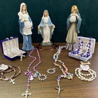 JMJ CATHOLIC BOOK STORE - Updated December 2025 - 19 Photos - 5318 Park ...