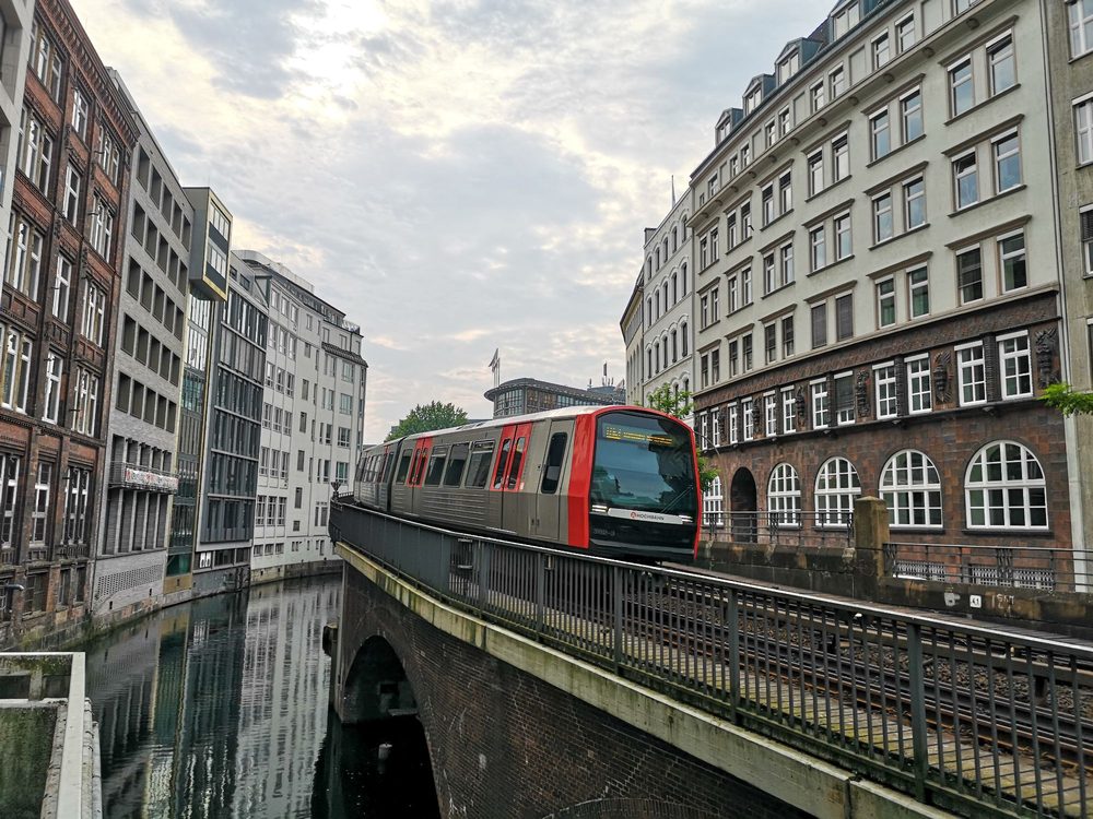 U-BAHN LINIE U3 - Updated May 2024 - 53 Photos & 20 Reviews - Hamburg ...