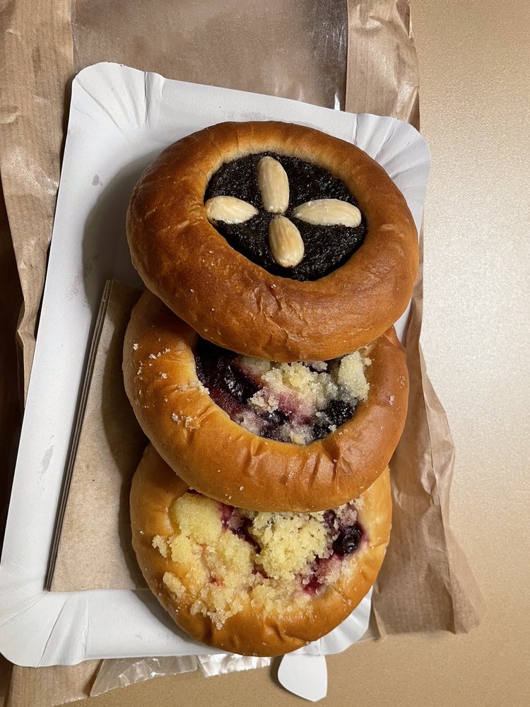 KOLACHERIE - Updated November 2024 - 26 Photos - Celetná 27, Praha 1 ...