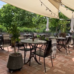 PHARM TABLE - Updated January 2026 - 1174 Photos & 456 Reviews - 611 S ...