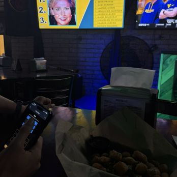 BOONDOCKS PATIO & GRILL TEMPE - Updated January 2026 - 87 Photos & 79 ...