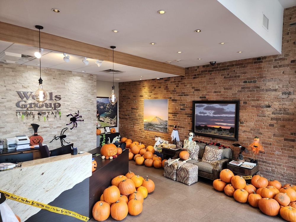 THE WELLS GROUP - Updated September 2024 - 21 Photos - 1130 Main Ave ...