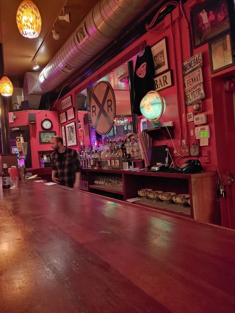 DOWNTOWN LOUNGE - Updated November 2025 - 14 Photos & 54 Reviews - 606 ...