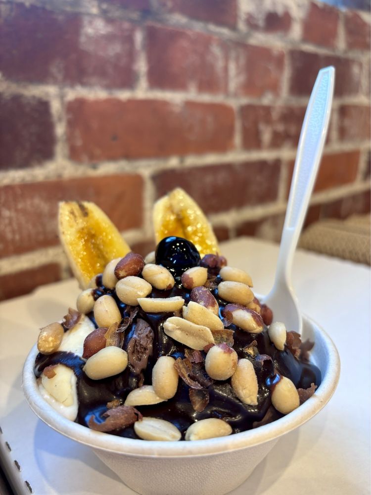 CONEFLOWER CREAMERY - Updated June 2024 - 34 Photos & 34 Reviews - 1241 ...