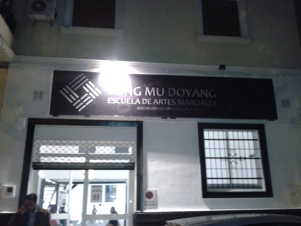 YONG MU DOYANG - Updated June 2025 - Calle Lope de Vega, 6, Sevilla ...