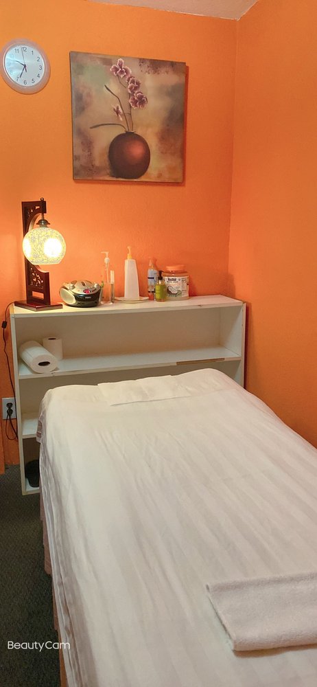 SPIRIT SPA - Updated September 2025 - 24 Photos - 620 S Jackson St ...