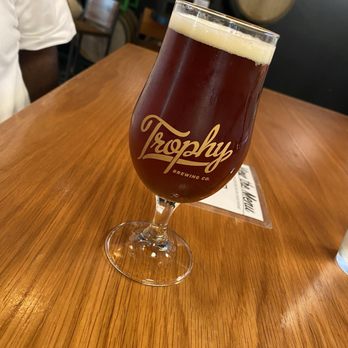 TROPHY BREWING - Updated December 2025 - 601 Photos & 671 Reviews - 827 ...