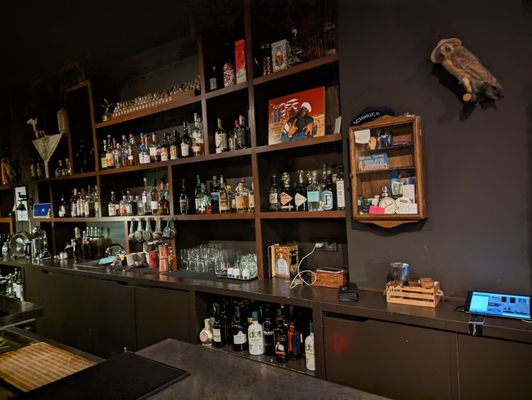 THE KINLY BAR - Updated September 2025 - 78 Photos & 28 Reviews ...