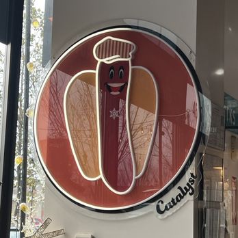 CATALYST HOT DOGS - Updated August 2025 - 101 Photos & 39 Reviews - 621 ...