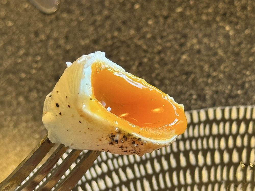 THE BRO’KIN YOLK - Updated June 2025 - 118 Photos & 50 Reviews - 1641 ...