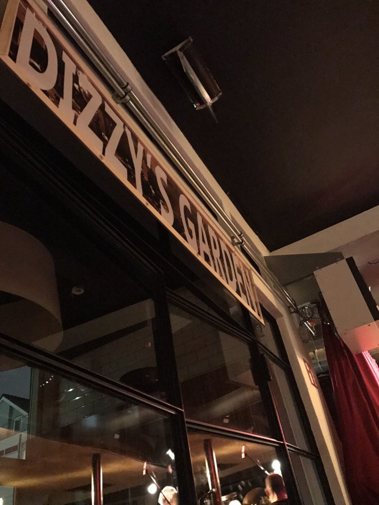 CAFÉ DIZZY - Updated September 2024 - 20 Photos - 's Gravendijkwal 127 ...