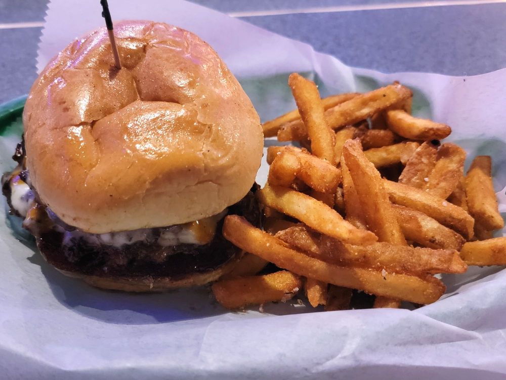 STARZ RESTAURANT & LOUNGE - Updated December 2025 - 19 Reviews - 4020 ...