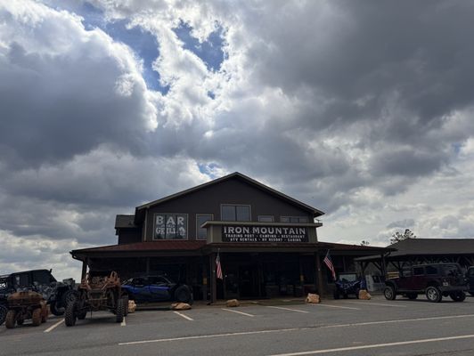 IRON MOUNTAIN PARK - Updated December 2025 - 41 Photos & 38 Reviews ...