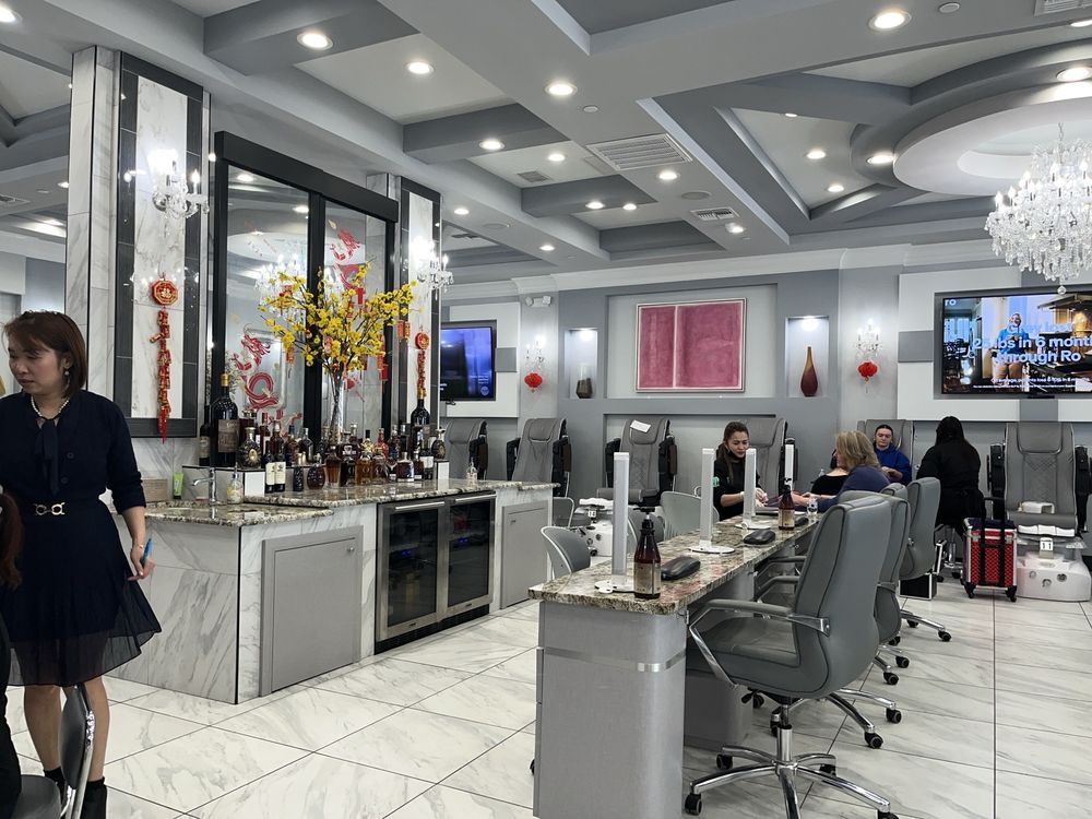 DIVINE NAIL BAR - Updated September 2024 - 176 Photos & 55 Reviews ...