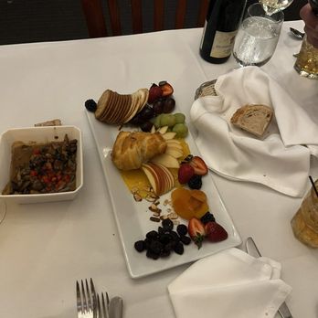 RESTAURANT AT CONVICT LAKE - Updated June 2024 - 332 Photos & 280 ...