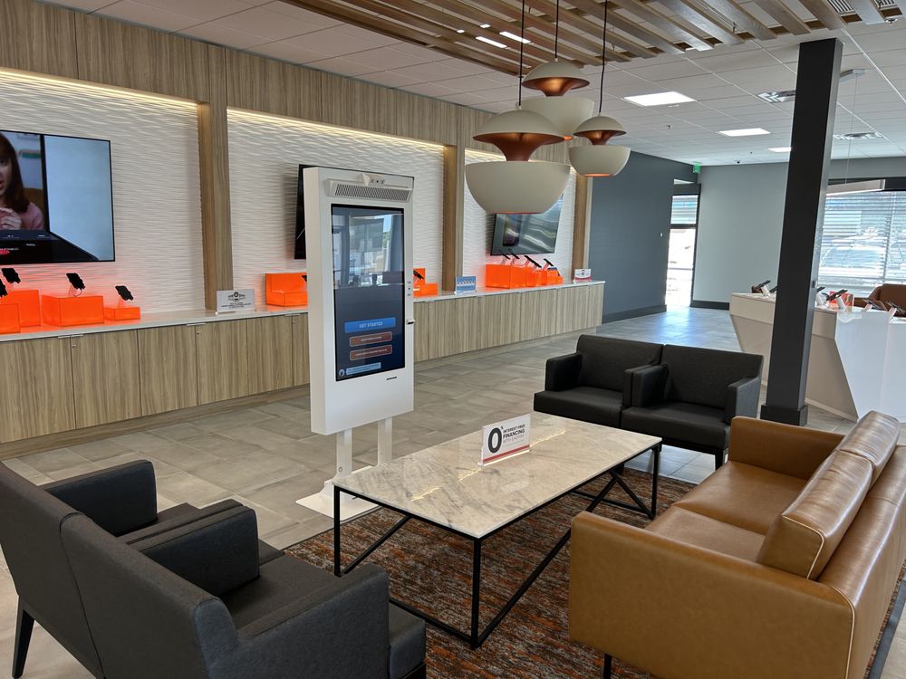 CONSUMER CELLULAR - Updated June 2025 - 13 Photos - 15233 N 87th St ...