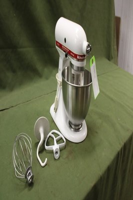 SMITH AUCTIONS - Updated December 2025 - 10 Photos & 15 Reviews - 2231 ...