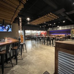 ZUNDO - Updated April 2025 - 209 Photos & 93 Reviews - 127 W Tiverton ...