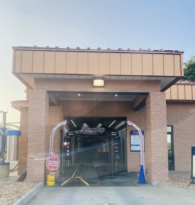 FLAGSTOP CAR WASH - Updated December 2025 - 34 Photos & 70 Reviews ...