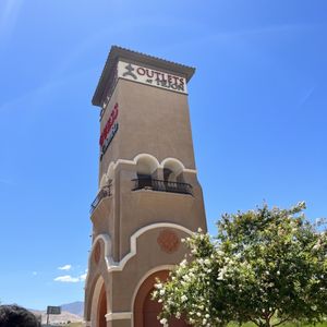 OUTLETS AT TEJON - 490 Photos & 288 Reviews - 5701 Outlets At Tejon ...