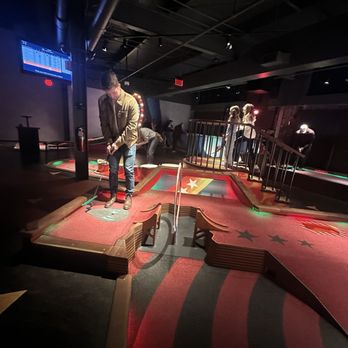 PUTTSHACK - PITTSBURGH - Updated July 2025 - 259 Photos & 169 Reviews ...