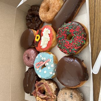 DK’S DONUTS - Updated December 2025 - 368 Photos & 347 Reviews - 1082 ...