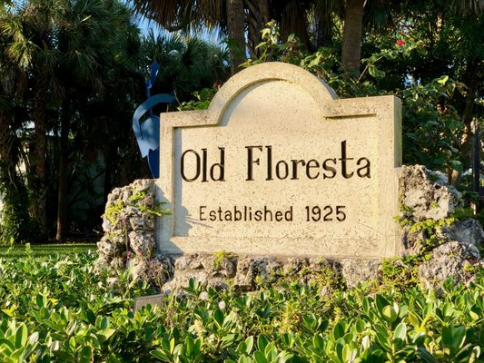 FRED C. AIKEN HOUSE - Updated October 2025 - 17 Photos - 801 Hibiscus ...