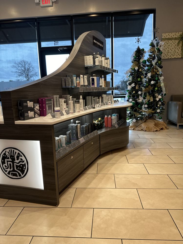 HAND & STONE MASSAGE AND FACIAL SPA - Updated December 2025 - 21 Photos ...