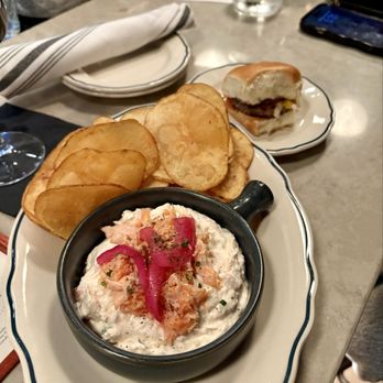 SKIPJACK OYSTER - Updated December 2025 - 30 Photos - 310 E 5th St ...