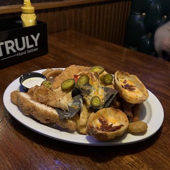 BO-JAMES - Updated October 2025 - 34 Photos & 95 Reviews - 118 E ...