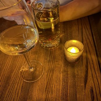 TURTLE BAY TAVERN - Updated June 2024 - 16 Photos - 975 2nd Ave, New ...