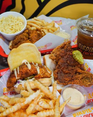 BIRDIES HOT CHICKEN - 61 Photos & 51 Reviews - 1285 Belmont St ...