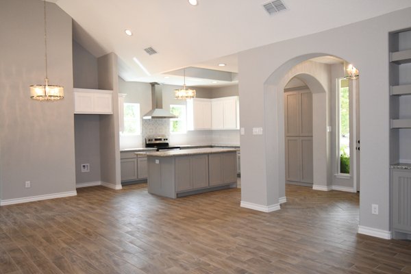 DEBBIE LUNA R&R LUNA GROUP - CONNECT REALTY - Updated August 2025 ...