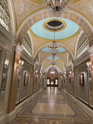 OAK LONG BAR + KITCHEN - 396 Photos & 409 Reviews - 138 St. James Ave ...