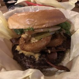 Chunky’s Burgers - Takeout & Delivery - 221 Photos & 259 Reviews ...