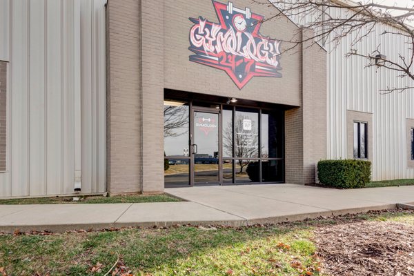 GYMOLOGY 24/7 - Updated October 2025 - 22 Photos - 2103 E Rockhurst St ...