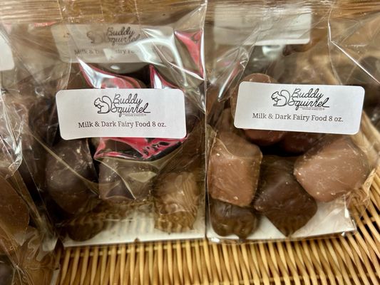 BUDDY SQUIRREL - Updated December 2025 - 66 Photos & 24 Reviews - 1801 ...