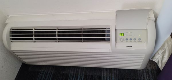 COMFORT INN & SUITES - 75 Photos & 45 Reviews - 180 Gamma Dr ...