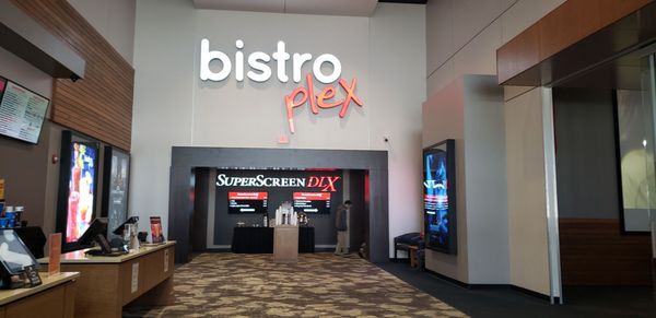 MARCUS BISTROPLEX SOUTHRIDGE - Updated July 2025 - 141 Photos & 135 ...