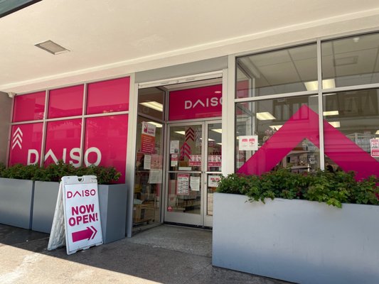 DAISO - 132 Photos & 29 Reviews - 1102 Fort St Mall, Honolulu, Hawaii ...