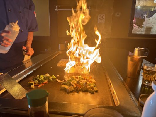 U-YEE SUSHI & HIBACHI - Updated December 2025 - 493 Photos & 626 ...