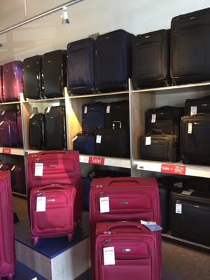 SAMSONITE OUTLET - Updated July 2025 - 10 Photos & 10 Reviews - 825 ...